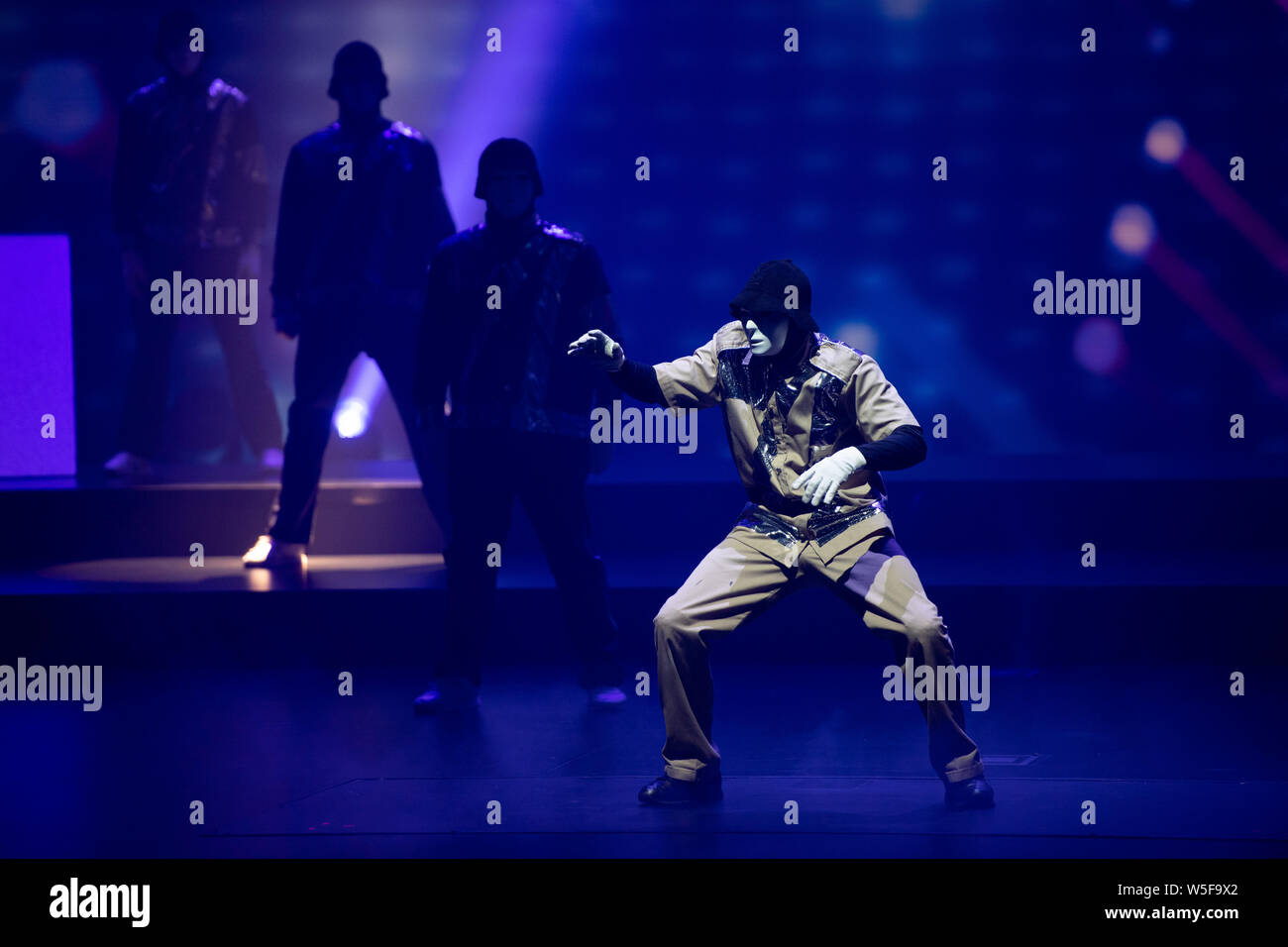 Members jabbawockeez hip hop dance crew hi-res stock photography and ...