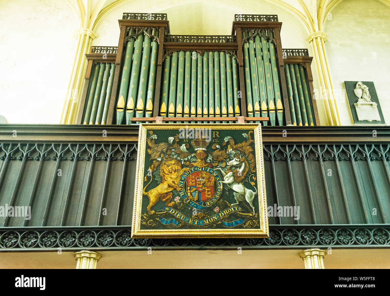 Organ loft hi-res stock photography and images - Alamy