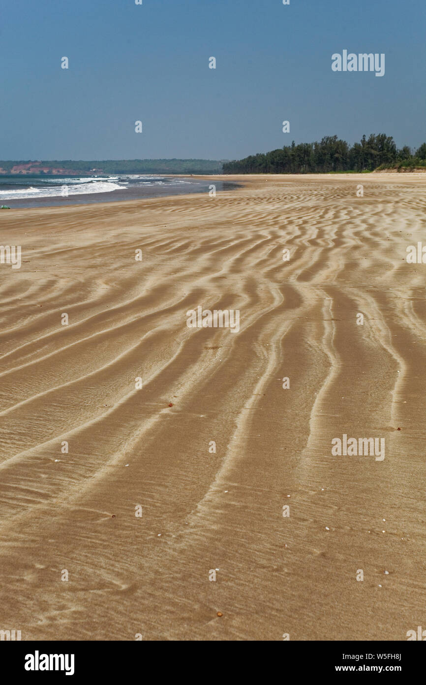Aare ware beach view showing pattern in sand.Ratnagiri,Maharashtra ...
