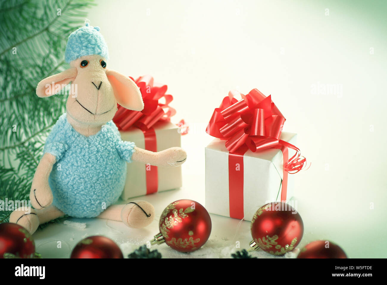 Sheep Christmas Tree High Resolution Stock Photography and Images - Alamy