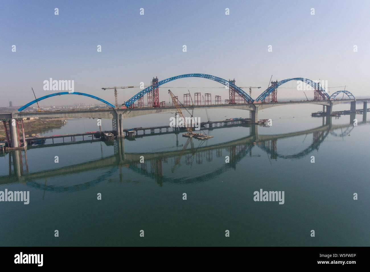 Cuijiaying hanjiang river bridge hi-res stock photography and images ...