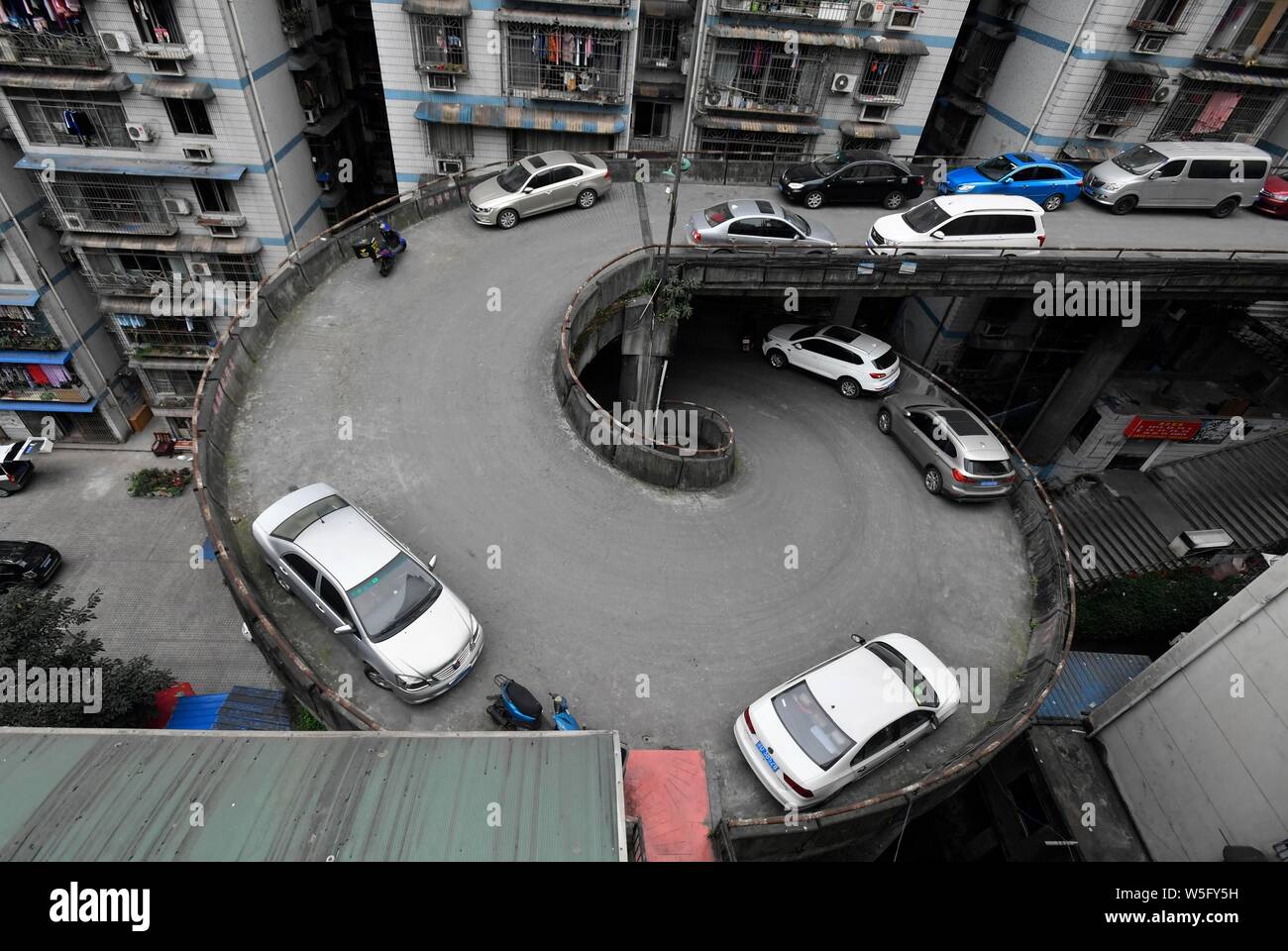 Spiral worms hi-res stock photography and images - Alamy