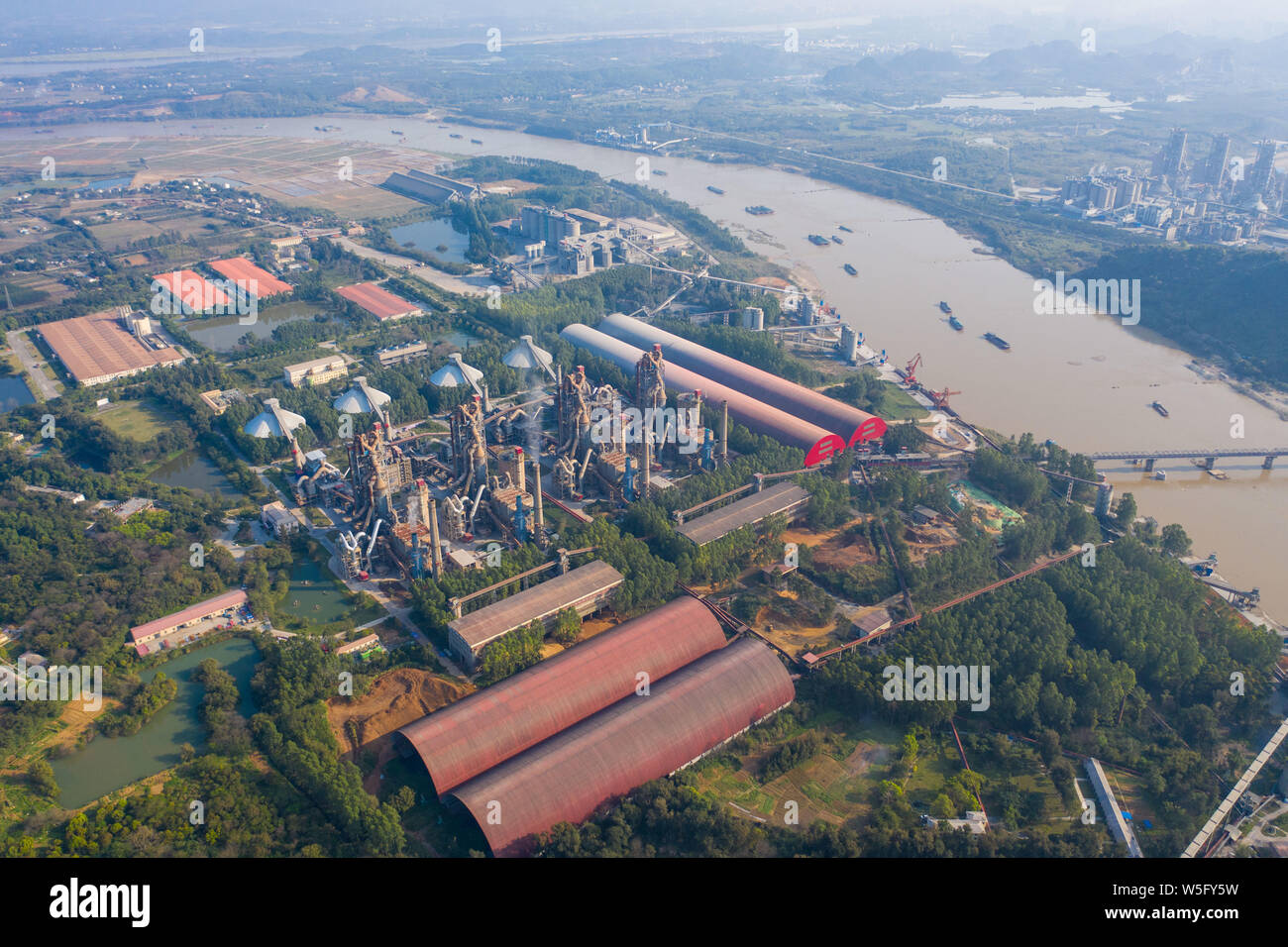 Cement plant guangdong hi-res stock photography and images - Alamy