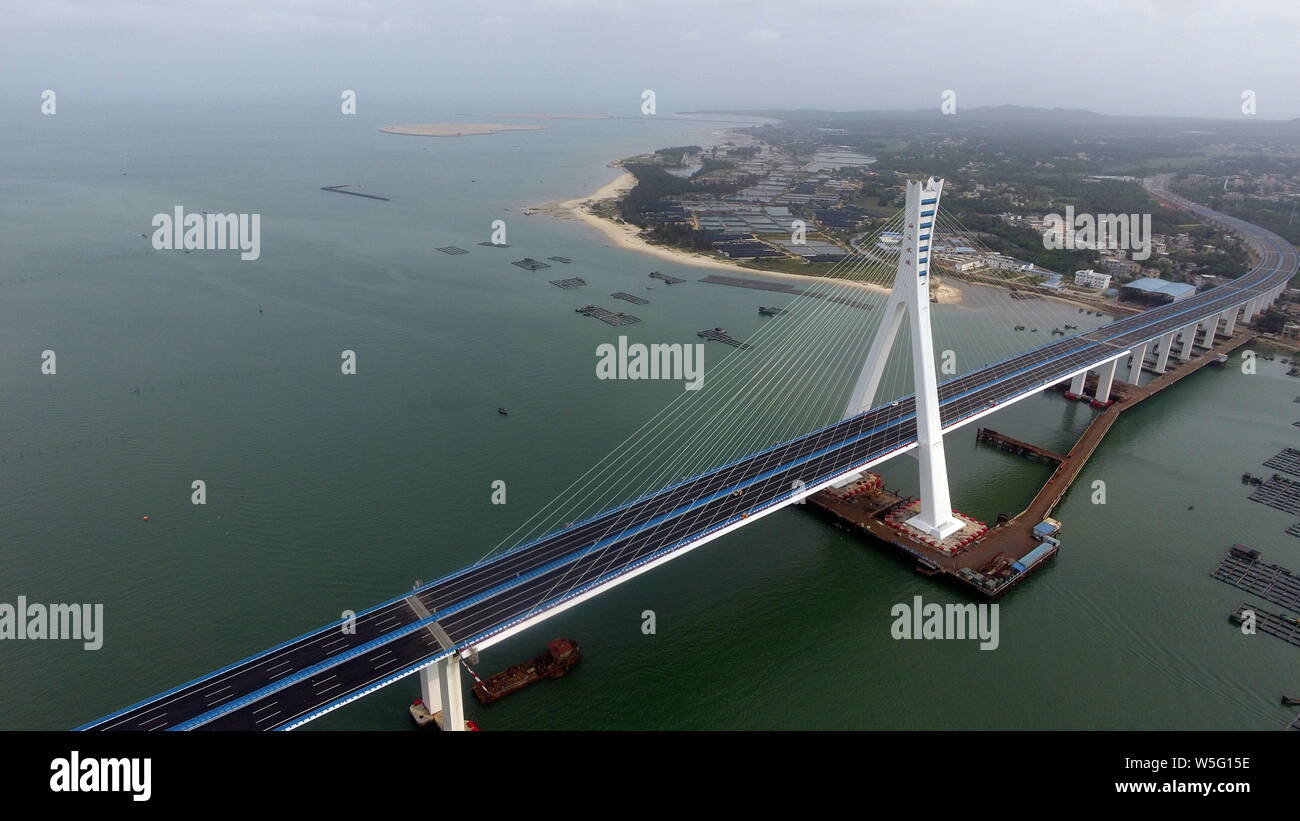 The Haiwen Bridge, China's first cross-sea bridge crossing active ...