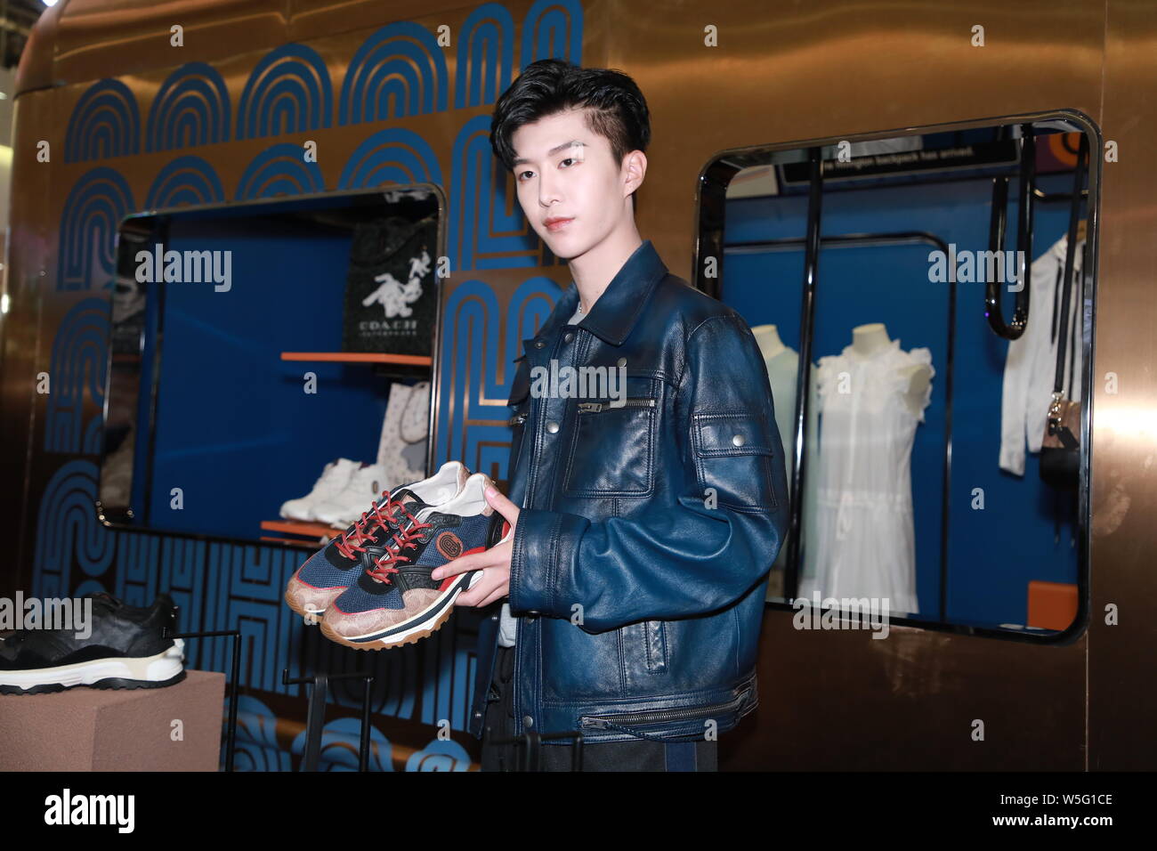 Chinese singer Fan Chengcheng, the younger brother of actress Fan ...