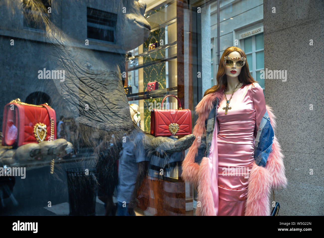 Handcrafted clothes hi-res stock photography and images - Alamy