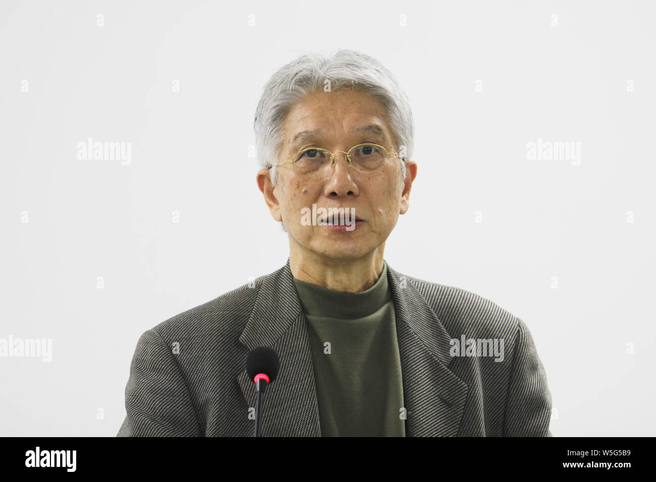 Japanese sinologist Inahata Koichiro, Emeritus Professor of Waseda ...