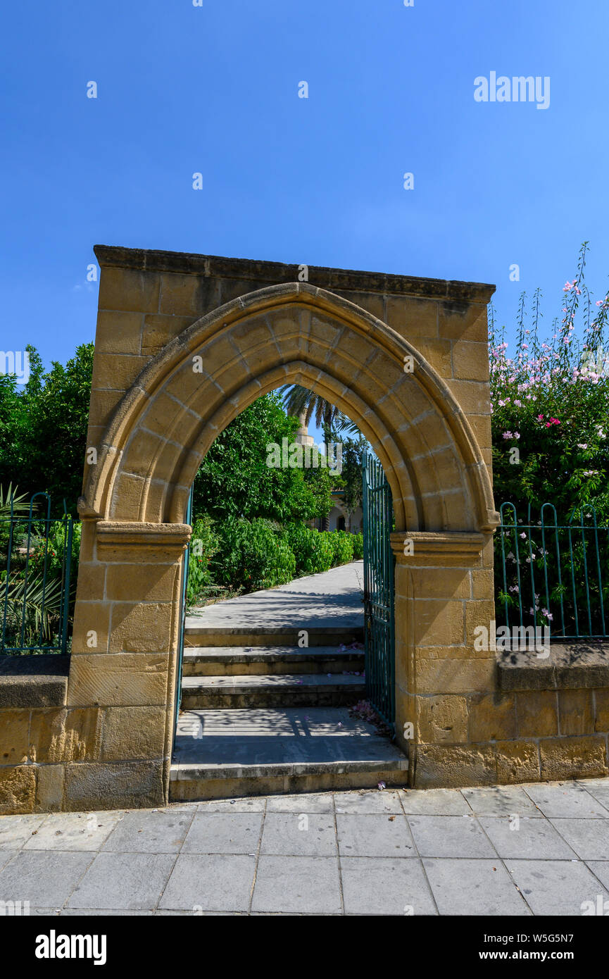 Bayraktar mosque hi-res stock photography and images - Alamy