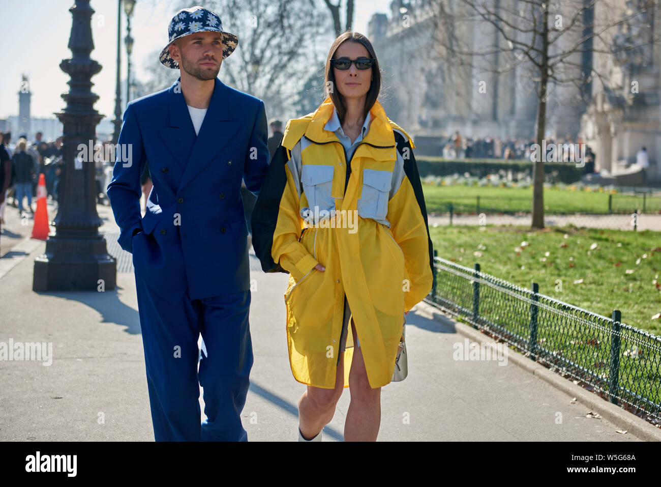A trendy woman poses for street snaps during the Paris Fashion Week ...