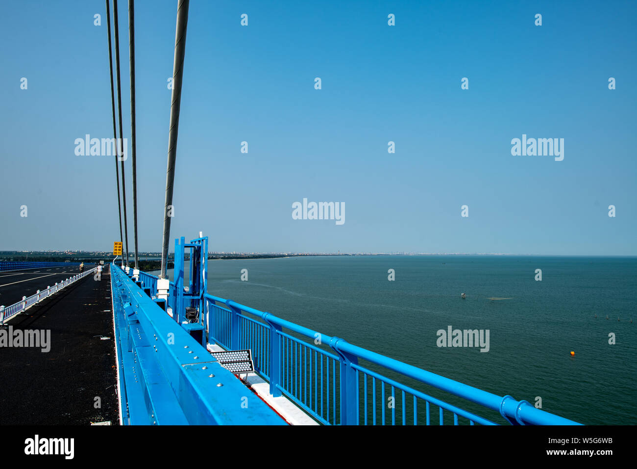 The Haiwen Bridge, China's first cross-sea bridge crossing active ...