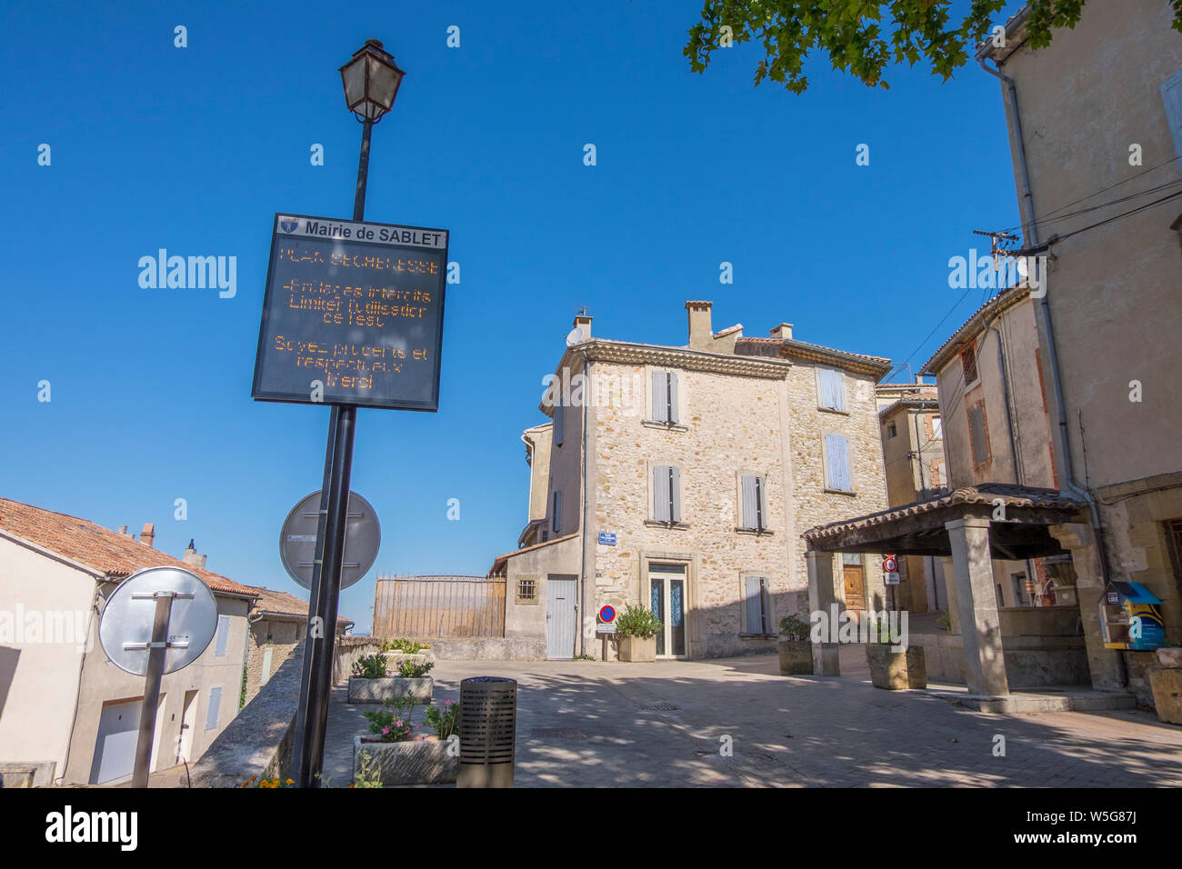 Sablet hi-res stock photography and images - Alamy