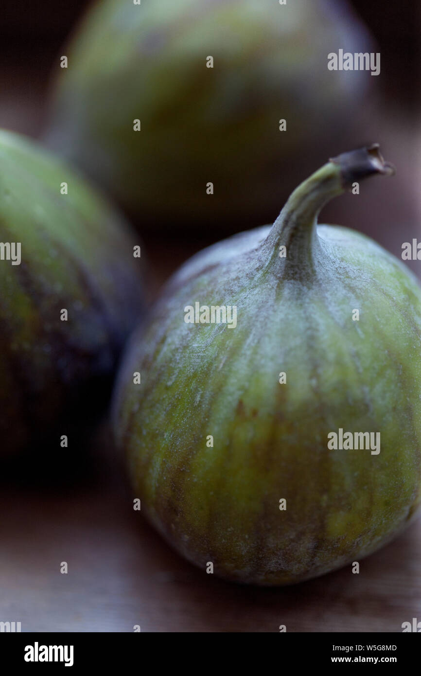Five figs hi-res stock photography and images - Alamy