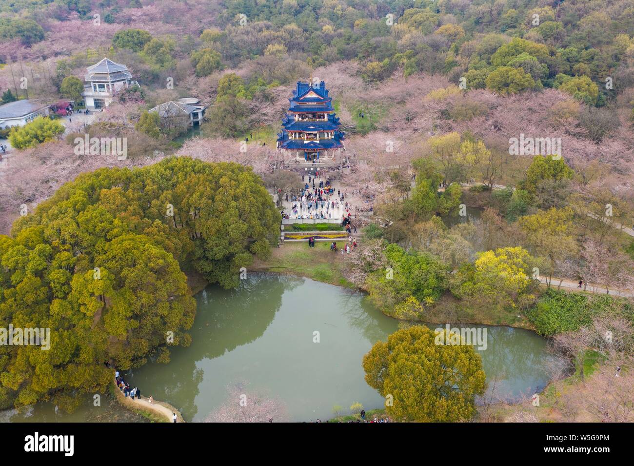 Landscape of the Yuantouzhu, or "Turtle Head Isle", China's top tourist resort for viewing ...