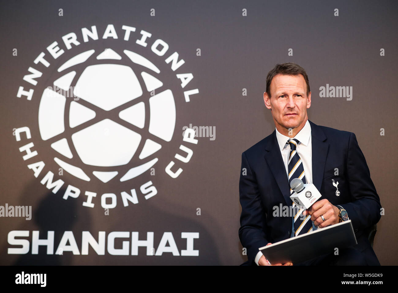 Teddy sheringham hi-res stock photography and images - Alamy