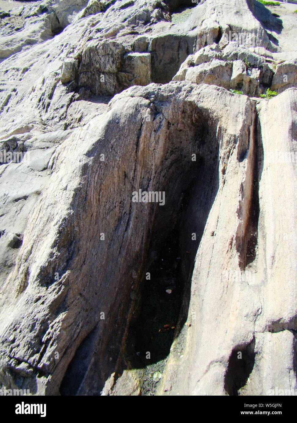 --FILE--Landform of the Taishan UNESCO Global Geopark at the Taishan ...