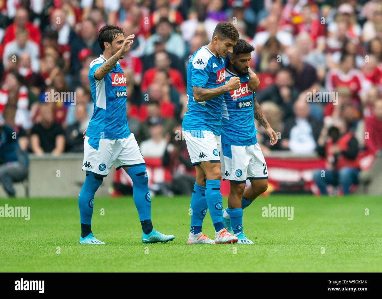 Left winger hi-res stock photography and images - Alamy