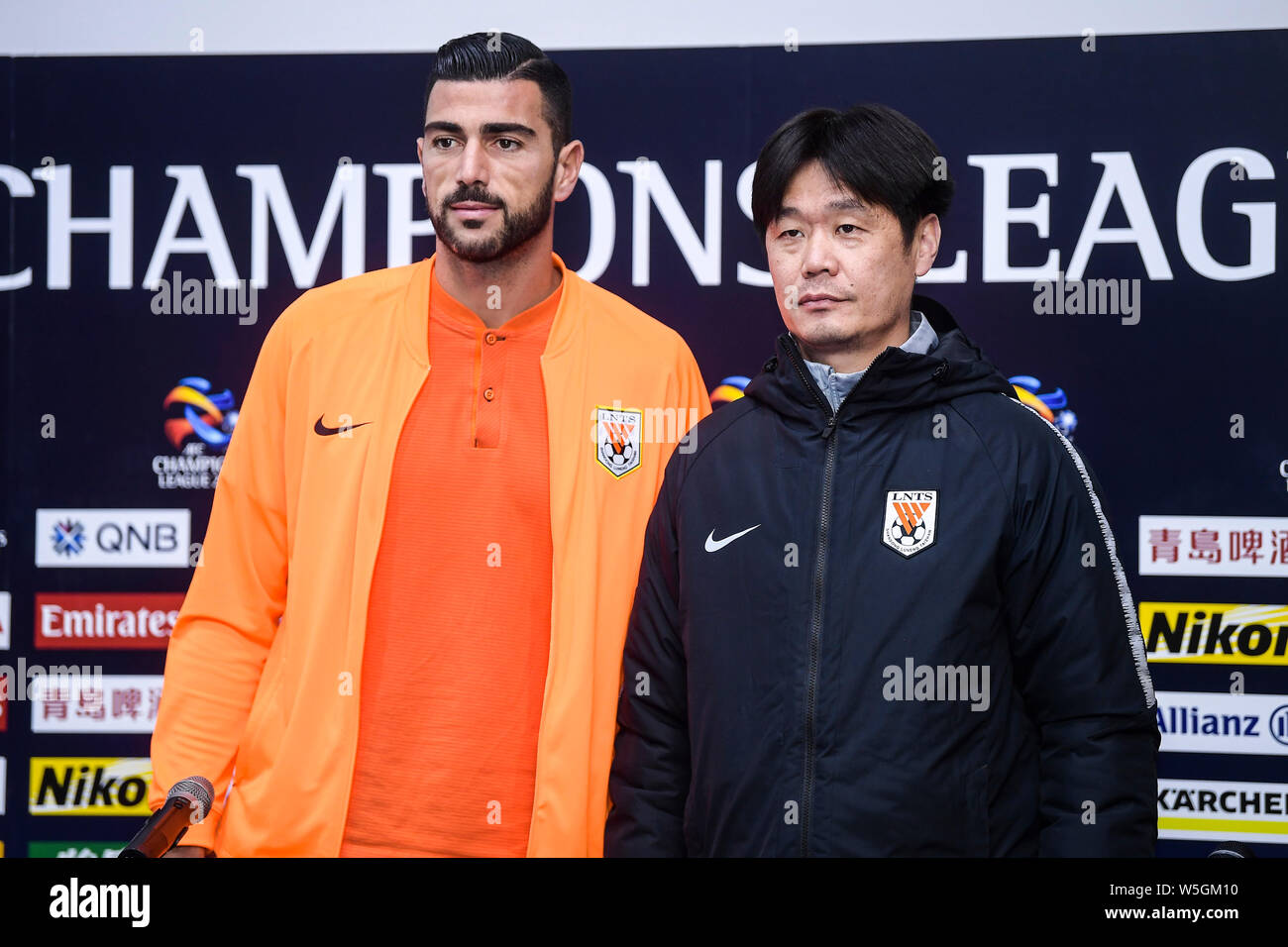 Li xiaopeng hi-res stock photography and images - Alamy