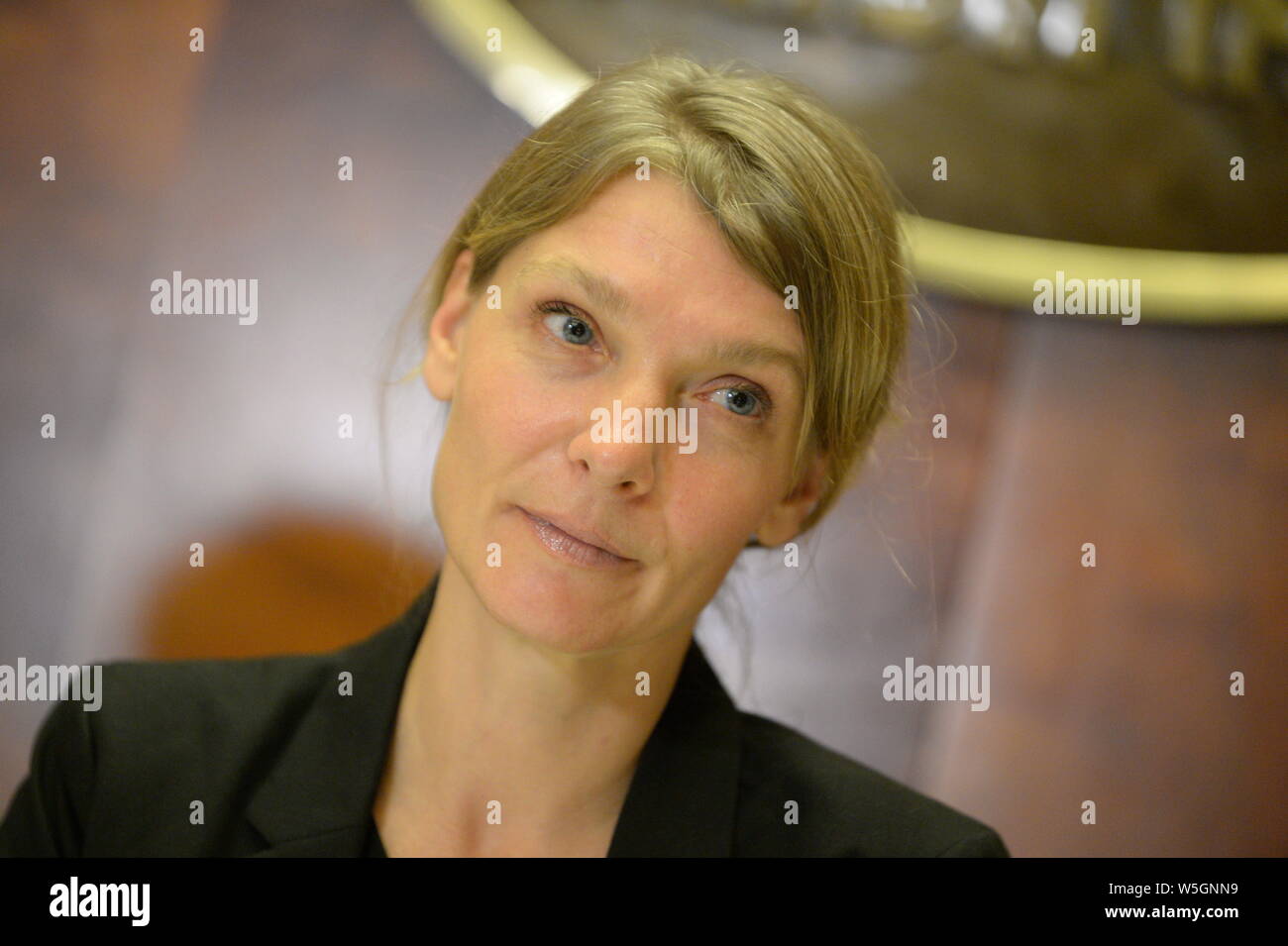 List leader hi-res stock photography and images - Alamy