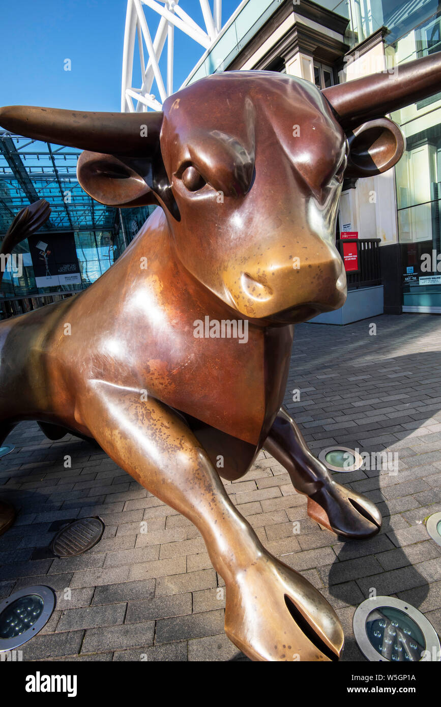 Bull Sculpture at the Bullring in Birmingham City, West Midlands ...
