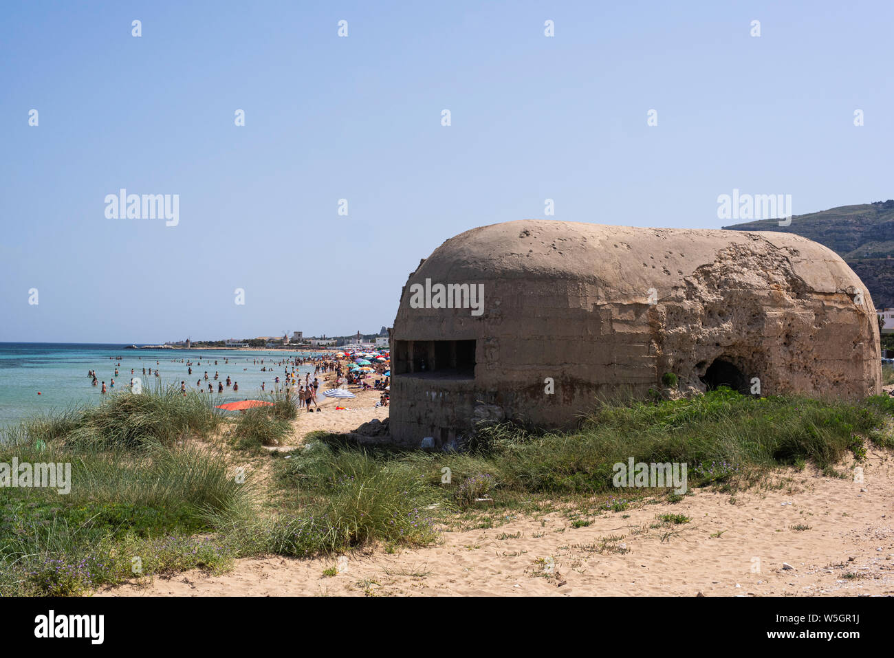Bunker World War 2 High Resolution Stock Photography and Images - Alamy