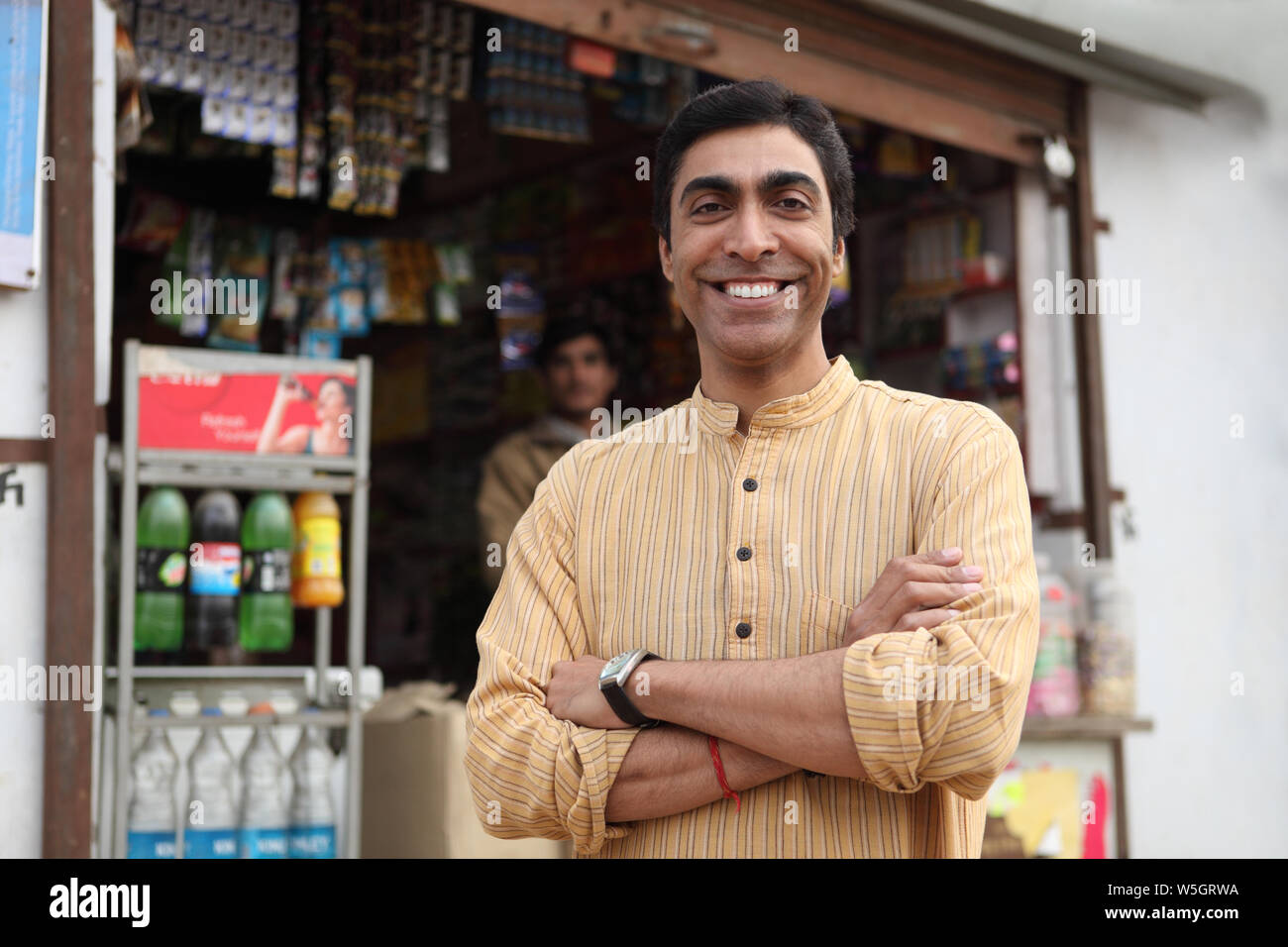 India kirana shop hi-res stock photography and images - Alamy