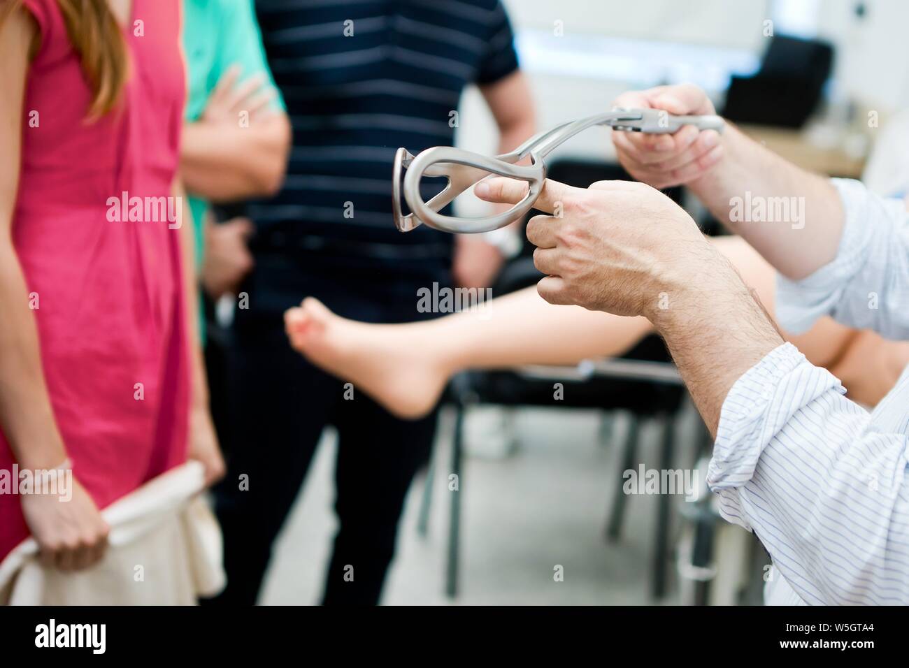 Hospital child birthing equipment hi-res stock photography and images ...