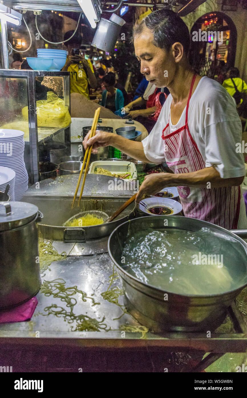Chulia Street night food market in George Town, UNESCO World Heritage ...