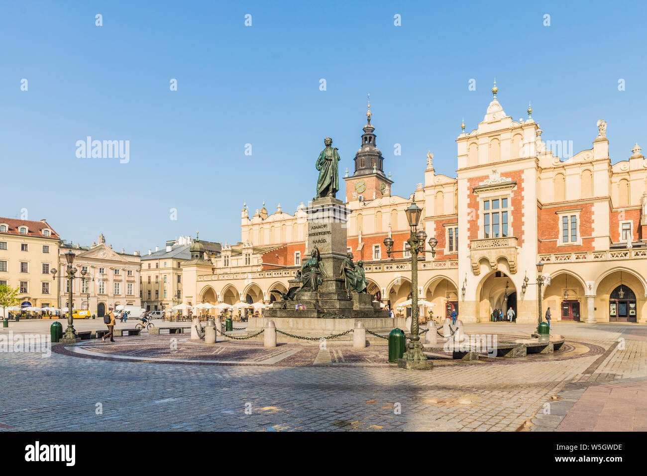 Adam Mickiewicz Monument and Cloth Hall in the main Square in the ...