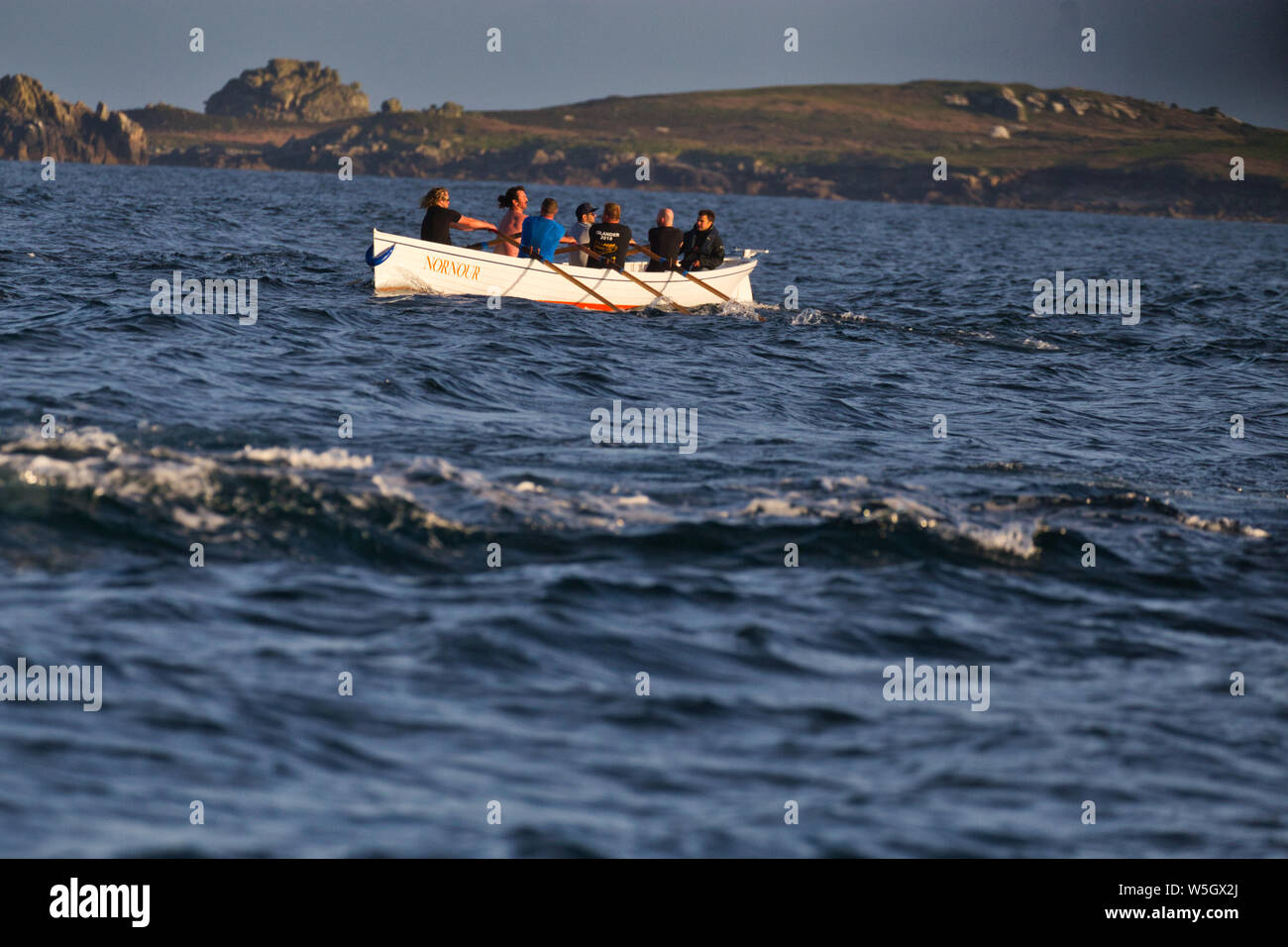 The Dust Cart Trophy, Isles of Scilly - Friday Men's Pilot Boat Gig ...
