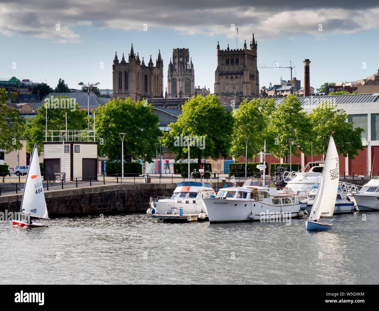 Bristol city centre skyline hi-res stock photography and images - Alamy