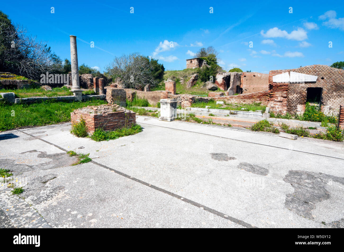 Serapeum hi-res stock photography and images - Alamy