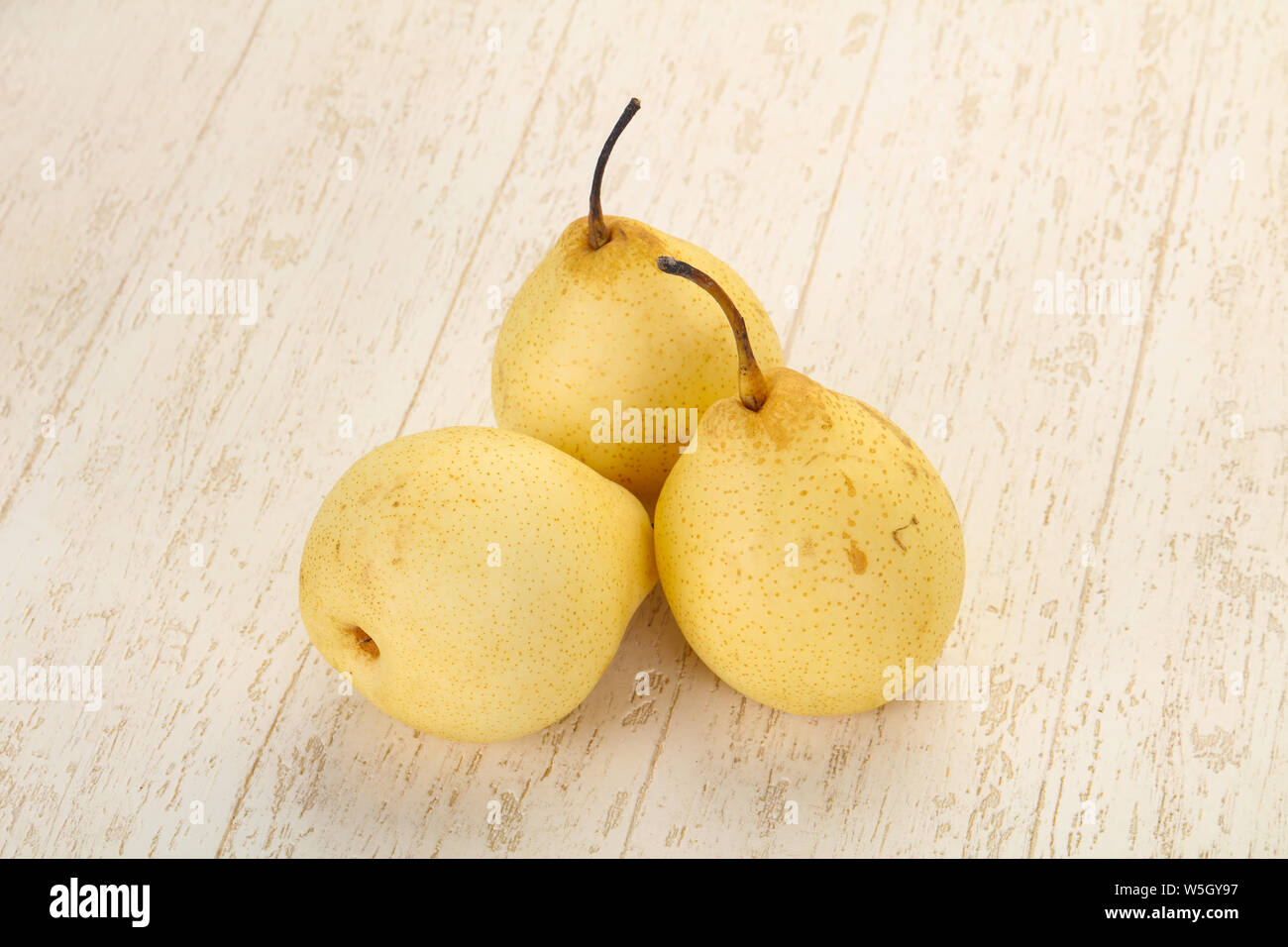 Chinese ya pear hi-res stock photography and images - Alamy