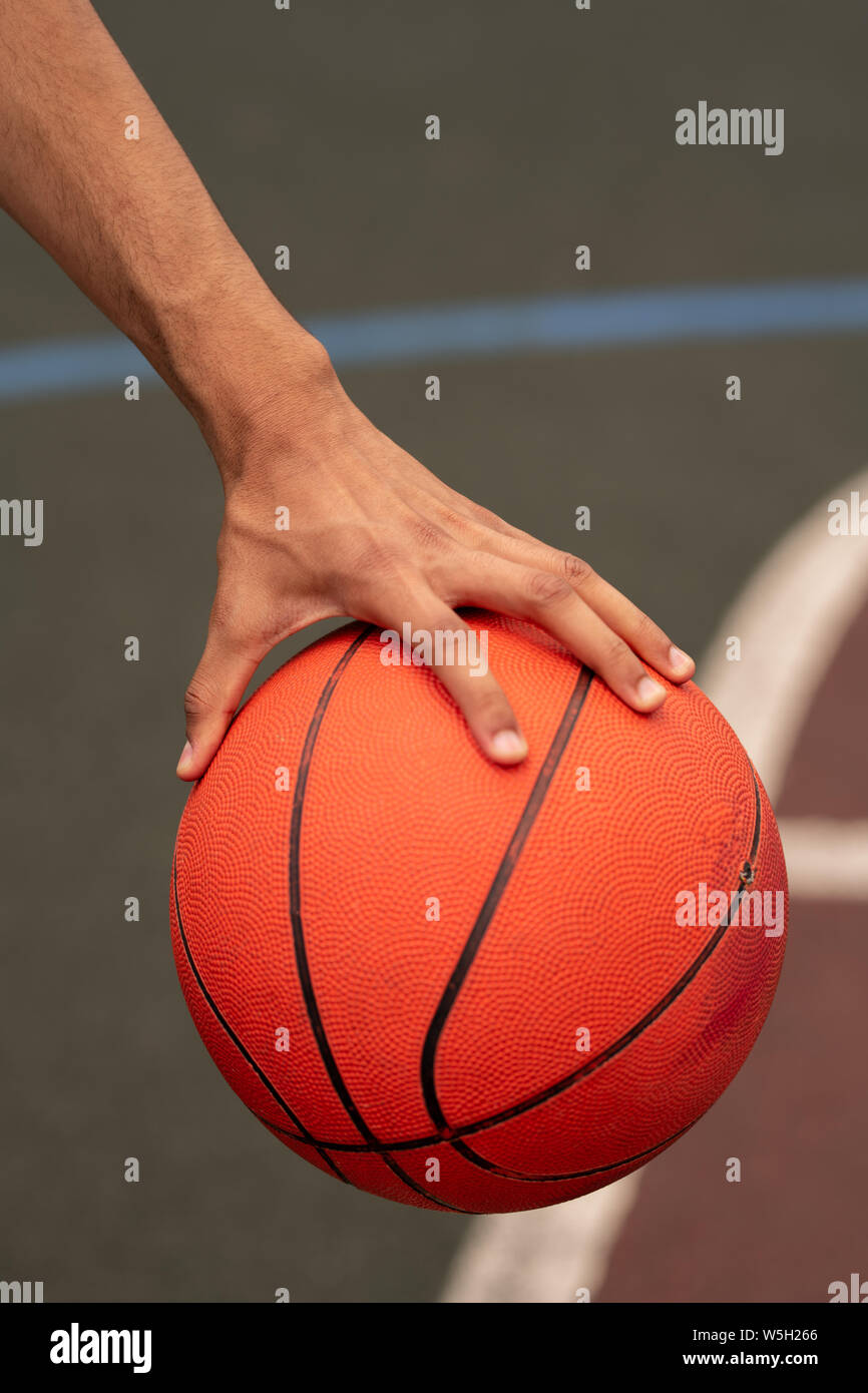 Basketballer hi-res stock photography and images - Alamy