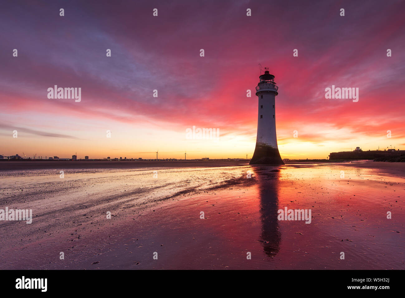 Incredible sunrise at Perch Rock Lighthouse, New Brighton, Merseyside ...