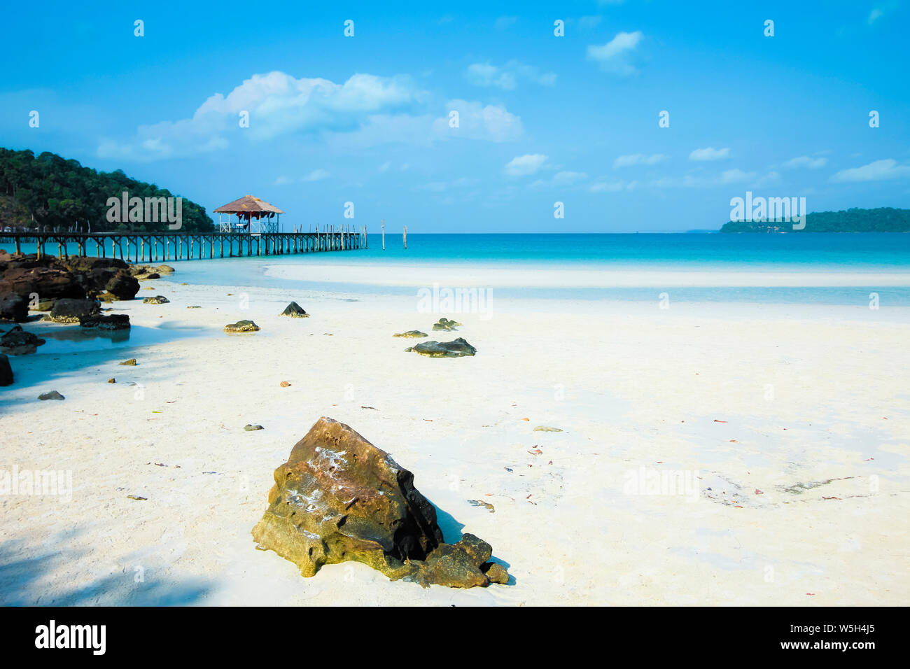 Beautiful white sand beach on this popular holiday island, Koh Rong ...