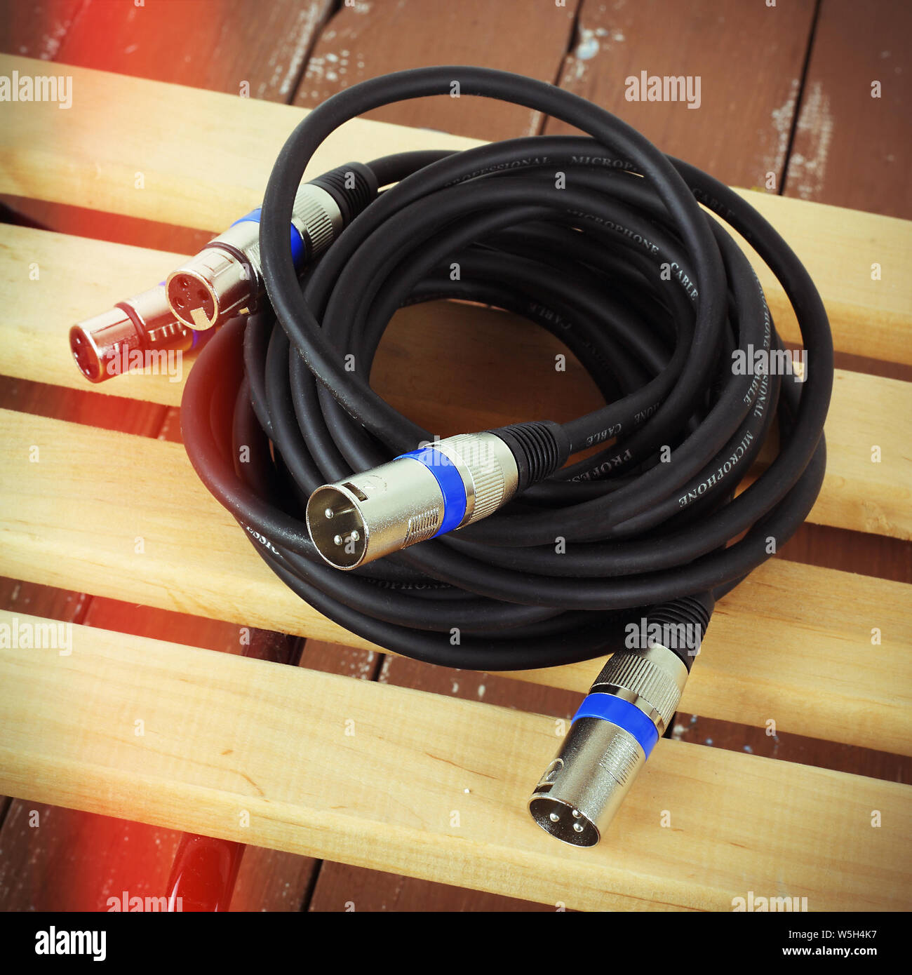 Vocal cord hi-res stock photography and images - Alamy