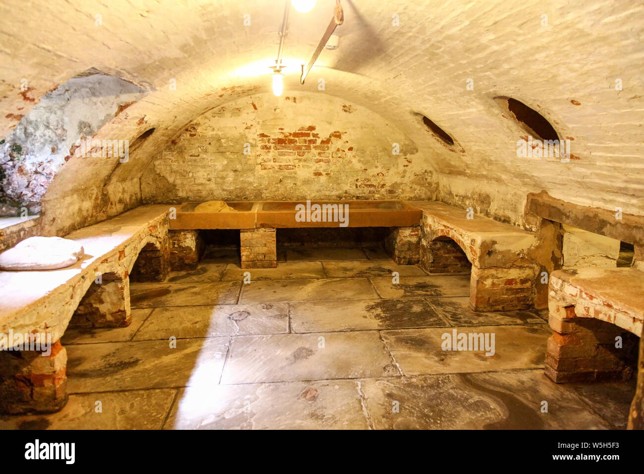 Underground storage hi-res stock photography and images - Alamy