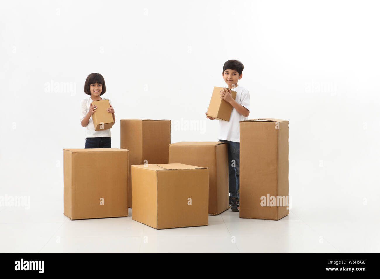 Children only cardboard box hi-res stock photography and images - Alamy