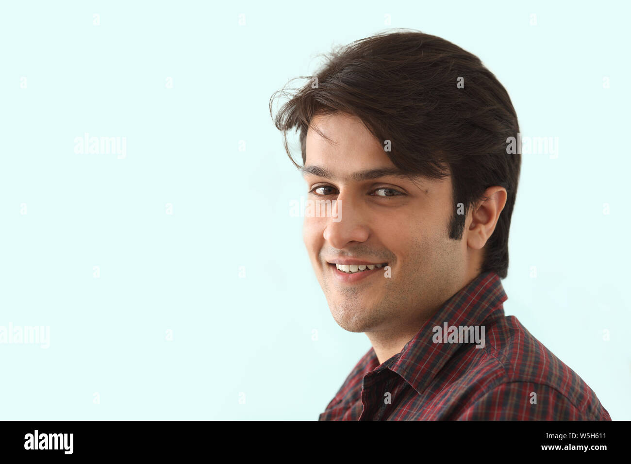 Side profile of a man smiling Stock Photo - Alamy