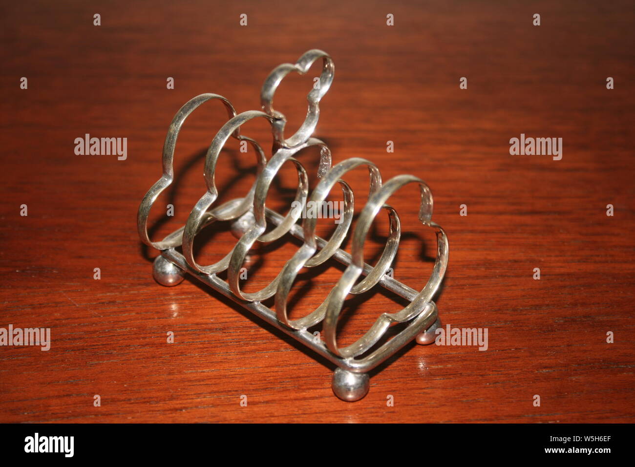 Toast rack hi-res stock photography and images - Alamy