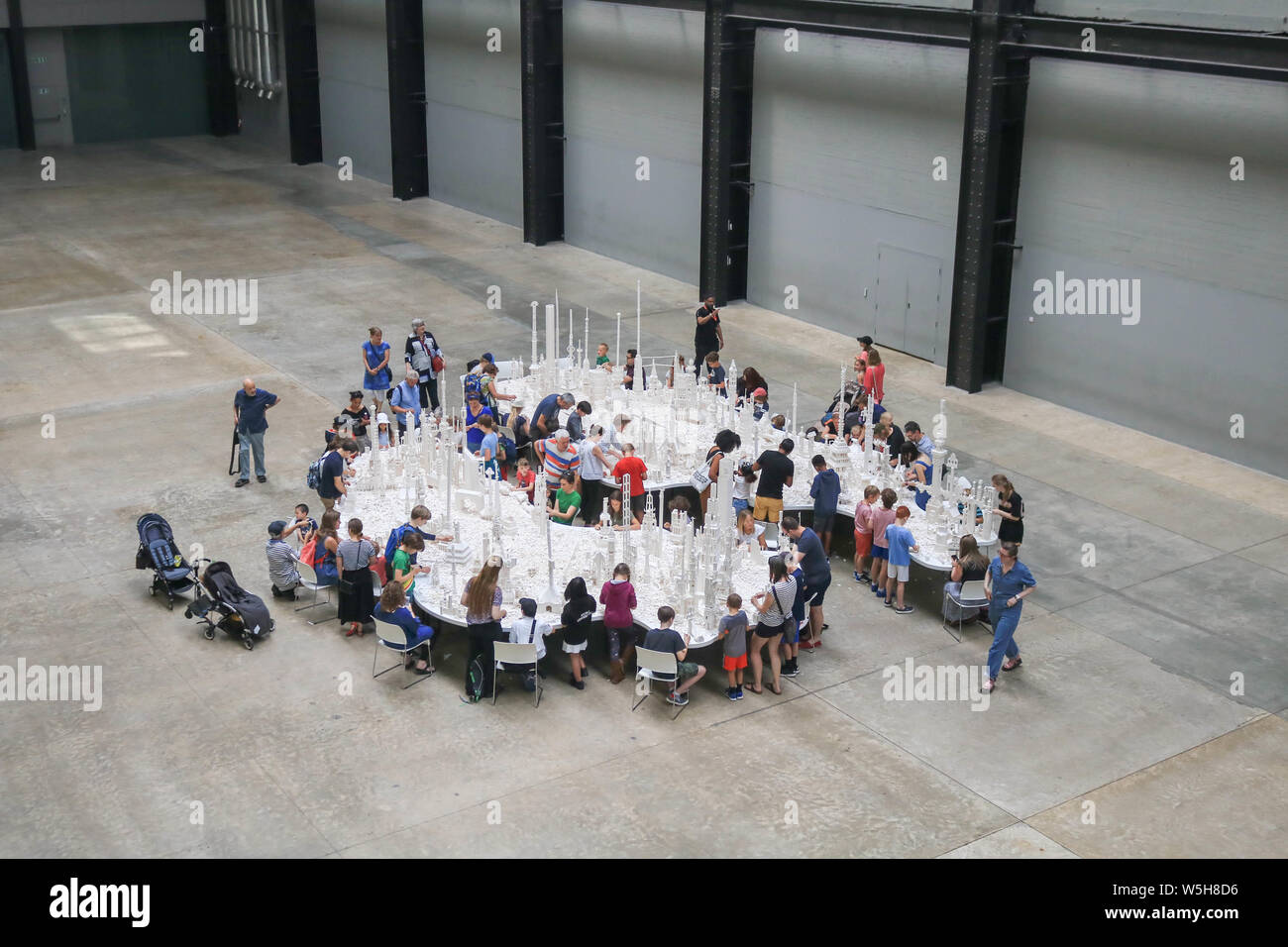Olafur eliassons cubic structural evolution project 2004 artwork hi-res ...