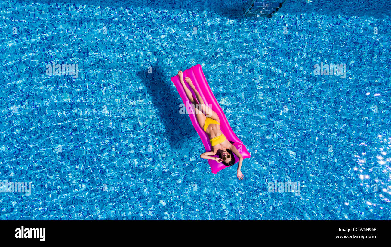 Tan slim legs lying on hi-res stock photography and images - Alamy