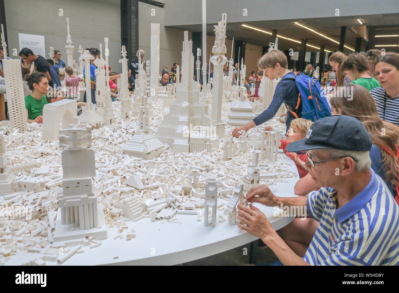 Olafur eliassons cubic structural evolution project 2004 artwork hi-res ...