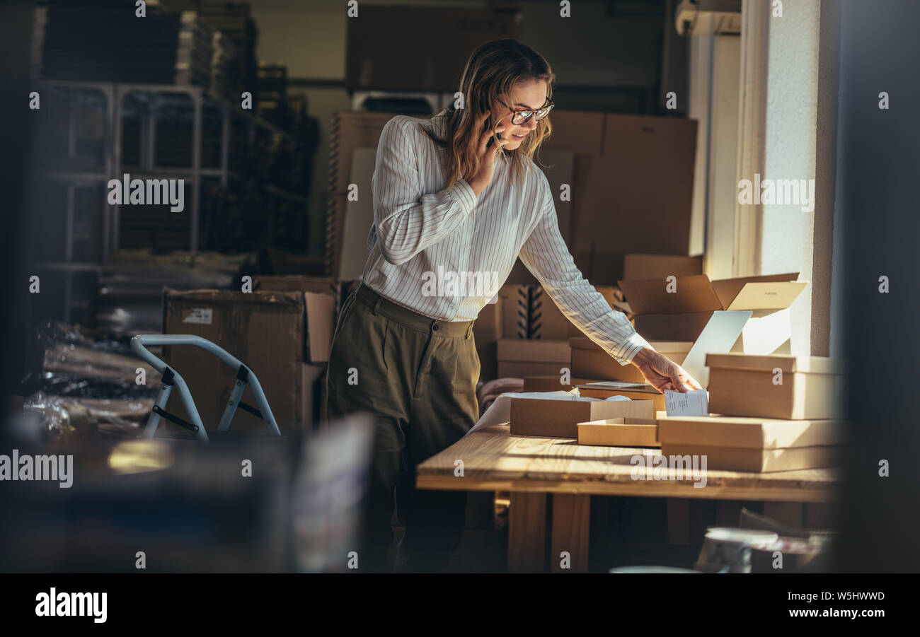 Parcel documents hi-res stock photography and images - Alamy