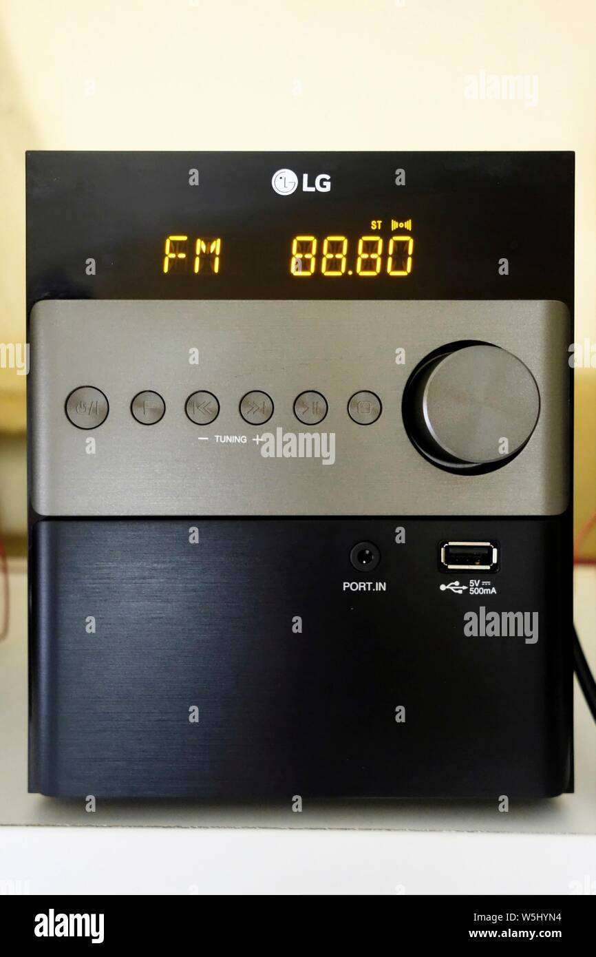 Cd hi fi mini system hi-res stock photography and images - Alamy