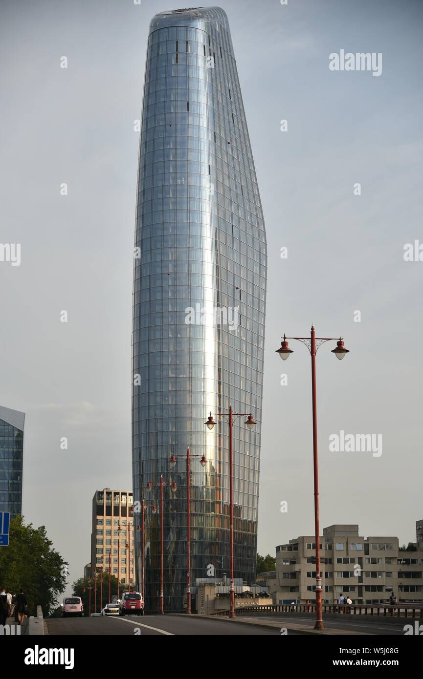 The Vase, 1 Blackfriars, Luxury residential glass tower block Stock ...