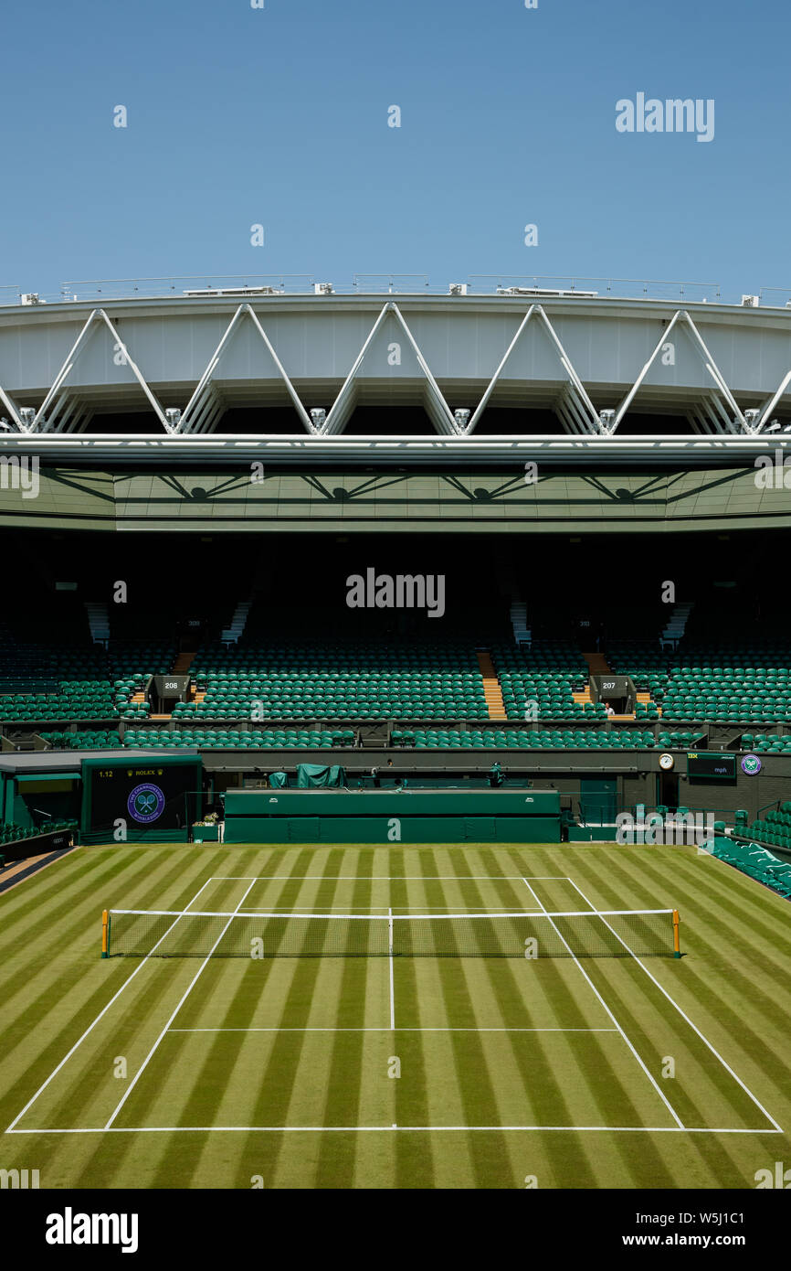Wimbledon centre court general view hi-res stock photography and images ...