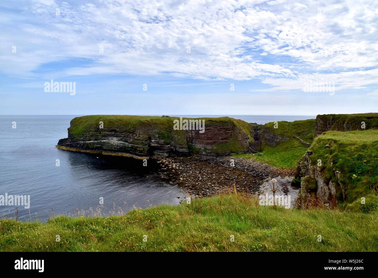 The Brough Of Deerness from White Fowl Nevi Stock Photo - Alamy
