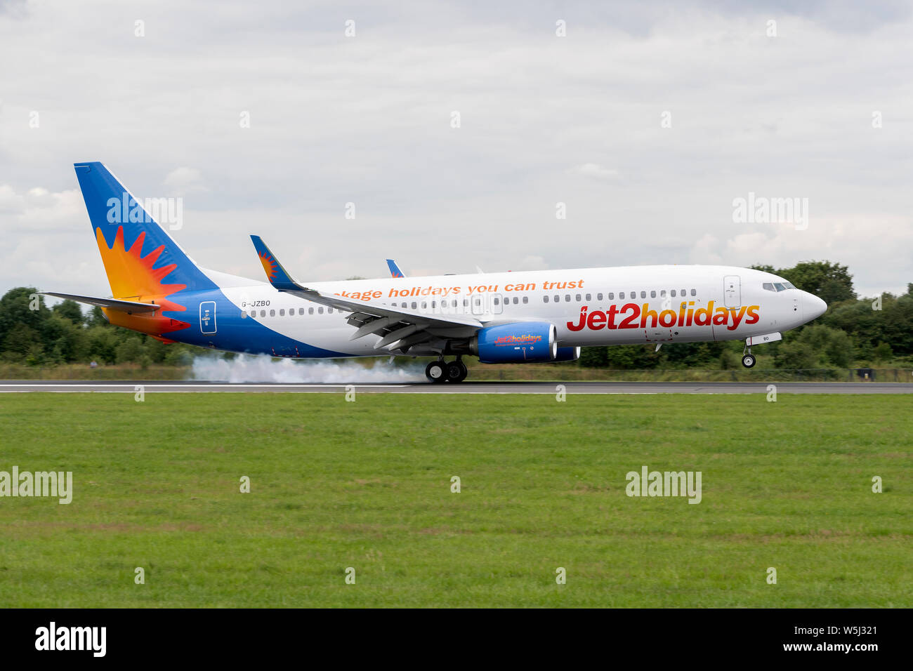 Jet2 holidays logo hi-res stock photography and images - Alamy
