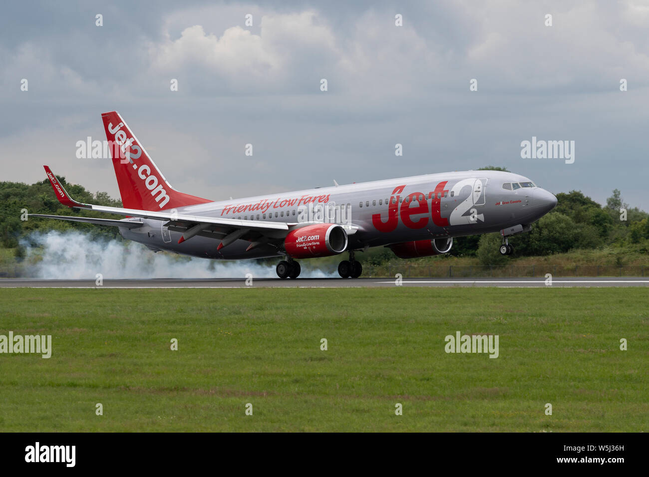 A Jet2 Boeing 737-800 lands at Manchester International Airport ...
